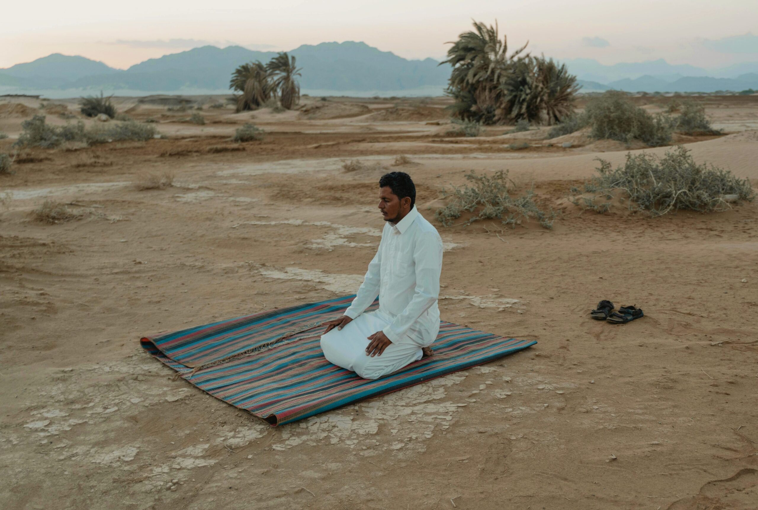 How to pray 4 rakat - Book free trail with Shaikh Saleh